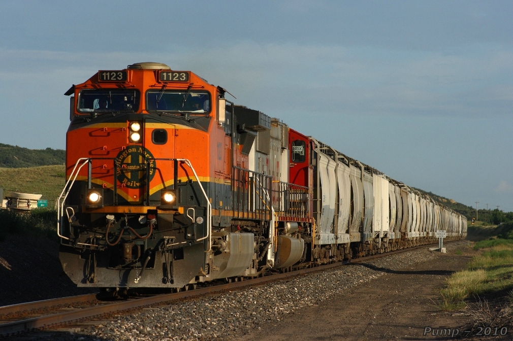 Northbound BNSF Mixed Freight Train